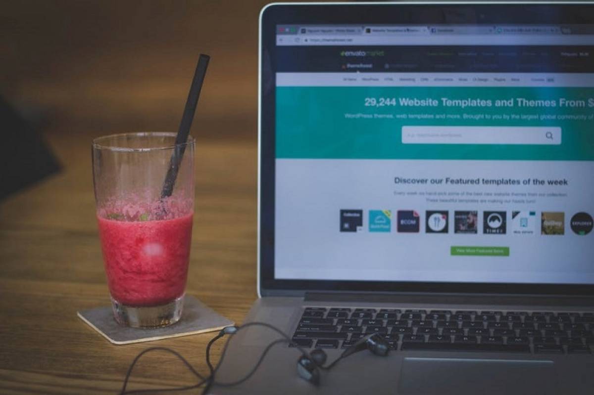 Top 20 Features of the Best B2B Ecommerce Platforms Top 20 Features of the Best B2B Ecommerce Platforms
